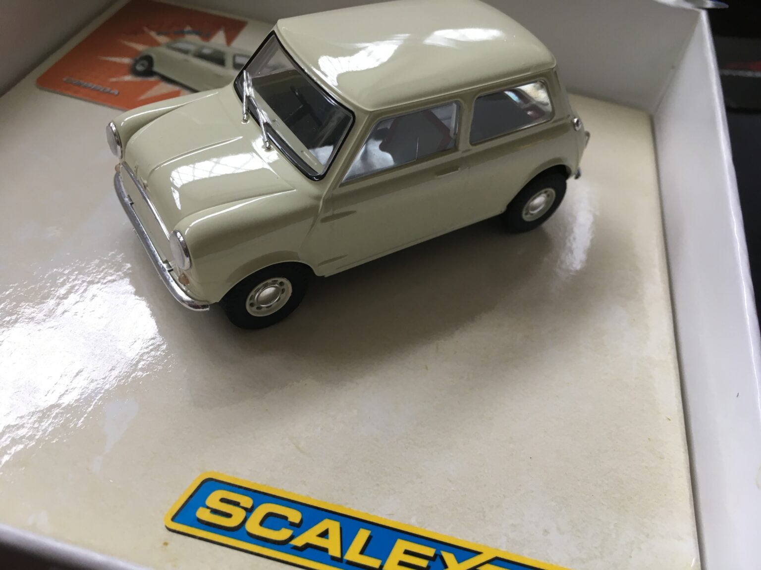 Scalextric C2980A - Morris Mini Minor - Limited Edition - Scalextric ...