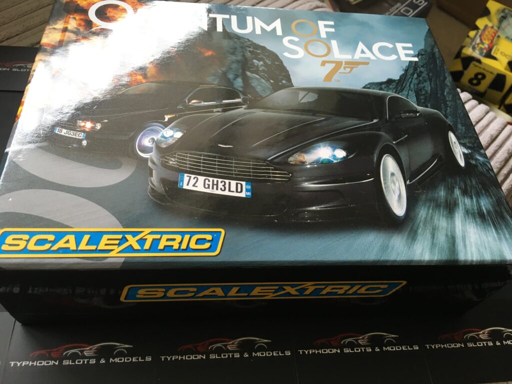 C2922A Scalextric Limited Edition - Quantum of Solace - Aston Martin ...
