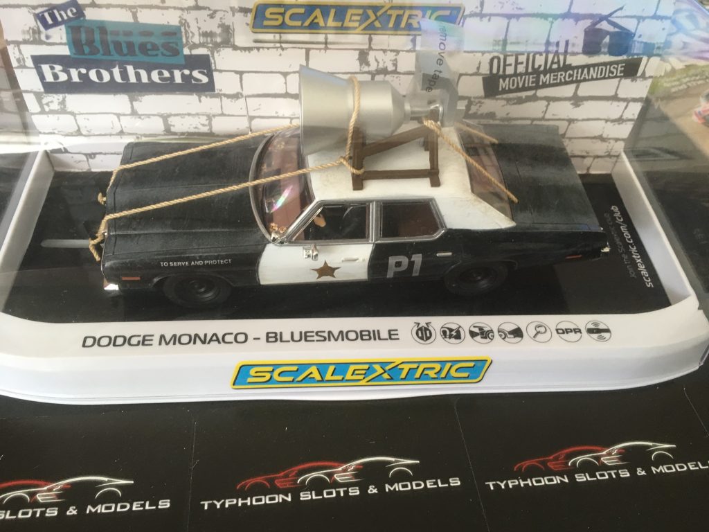 C4322 Scalextric Dodge Monaco - Blues Brothers - C4322 - Bluesmobile ...