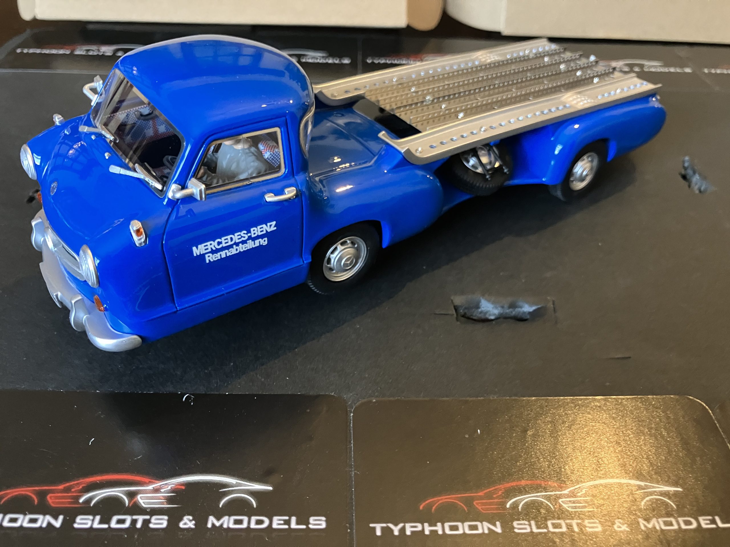 SSA2301 Avant Slot Mercedes Renntransporter + Mercedes W196 - New ...