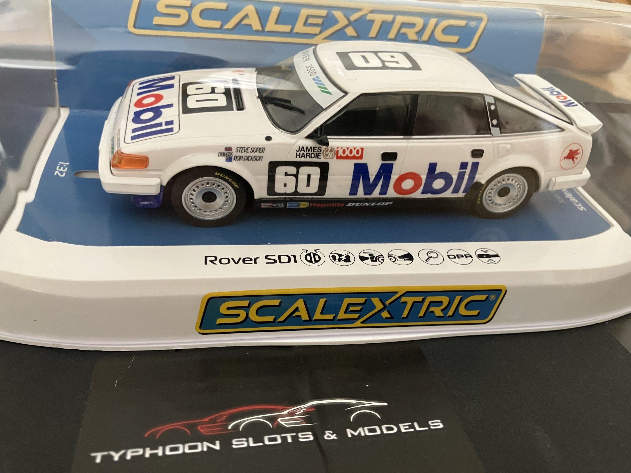 C4535 Scalextric Rover SD1 - C4535 - No.4 BTCC 1983 Steve Soper ...